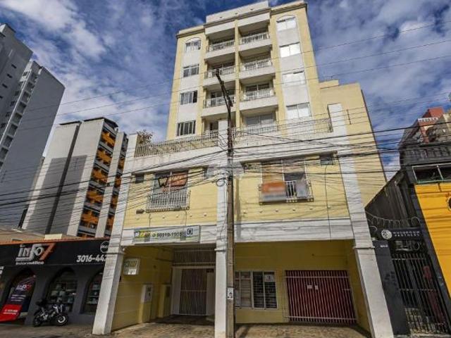 Apartamento a venda na Av. Sete de Setembro com Vaga de Garagem