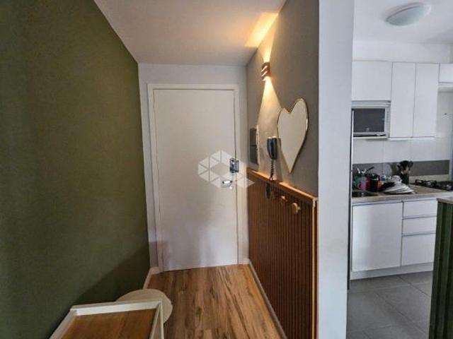 Apartamento à venda na Avenida Arnaldo Bohrer