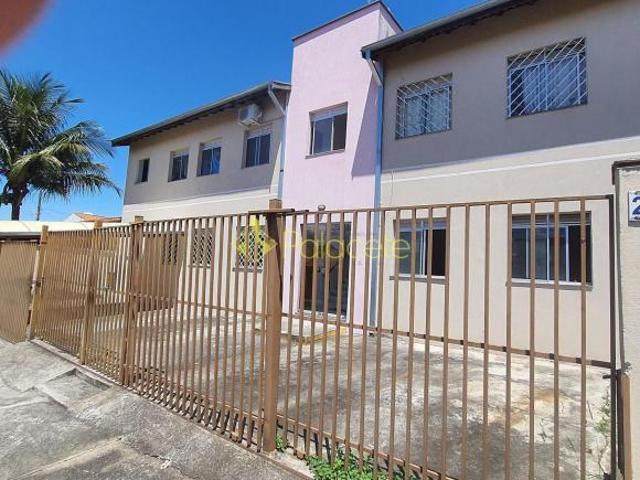 Apartamento à venda na avenida do Mombaça, Pindamonhangaba, SP