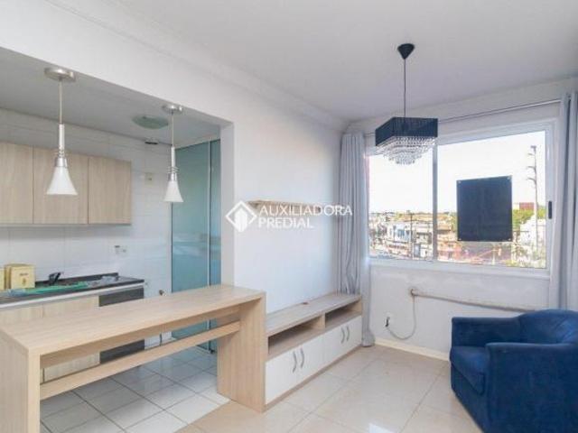 Apartamento à Venda na Avenida da Azenha 2 Dormitórios, Mobiliado e Vaga de Garagem