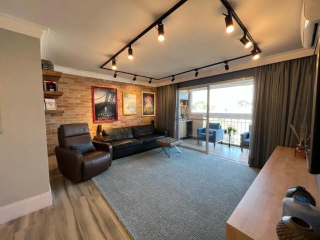 Apartamento à venda na Avenida Francisco de Paula Quintanilha Ribeiro, Vila Campestre, São Paulo S