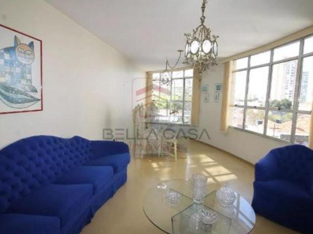 Apartamento a venda na Avenida Paes de Barros Mooca