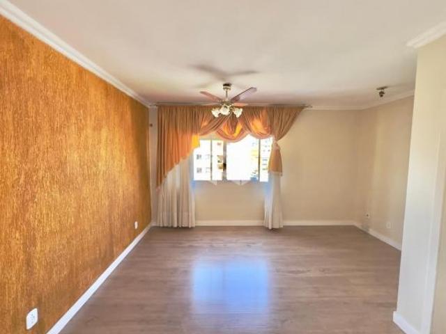 Apartamento à venda na Avenida Presidente Vargas Espaço, conforto e localizaçã