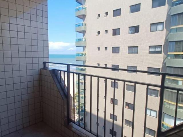 Apartamento à venda na Aviação em Praia Grande SP