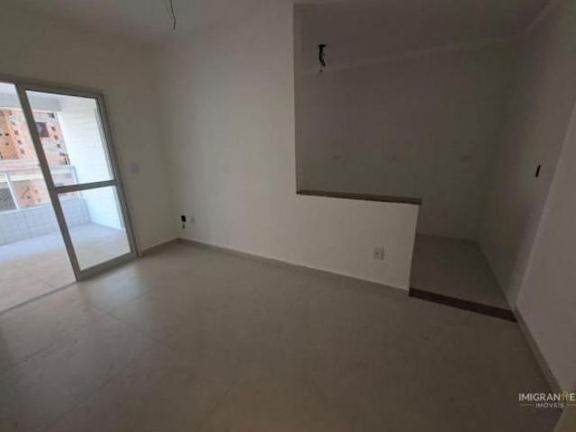 Apartamento à venda na Aviação, em Praia Grande SP