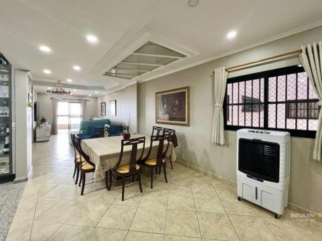 Apartamento à venda na Aviação, em Praia Grande SP