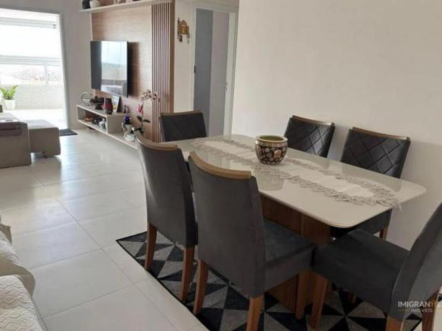 Apartamento à venda na Aviação, em Praia Grande SP