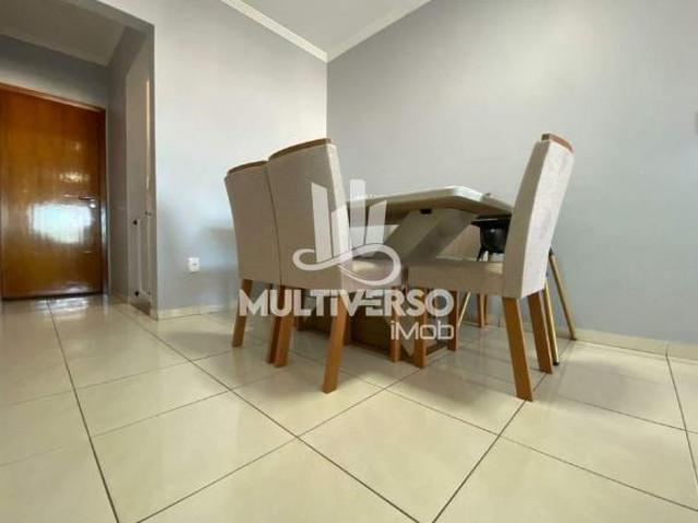 Apartamento à venda na Aviação Praia Grande com 2 dorms, suíte e varanda gourmet