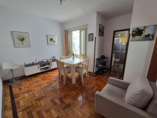 Apartamento a venda na Azenha