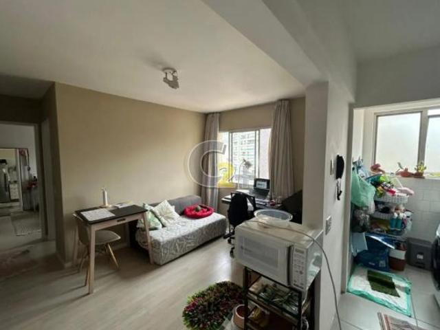 Apartamento a venda na Aclimação com 1 quarto e 1 vaga