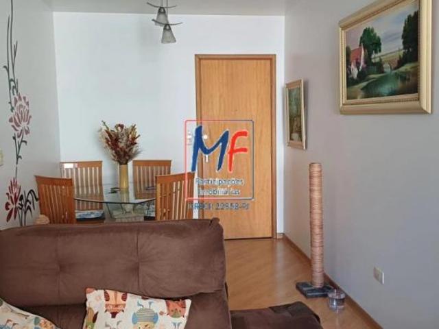 Apartamento à venda na Aclimação, São Paulo, com 62 m² de área útil, 2 quartos, 2 banheiros, varanda