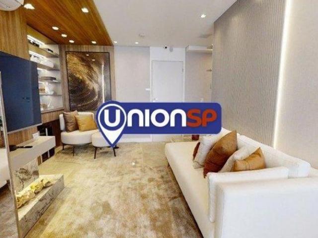 Apartamento à Venda na Aclimação, SP