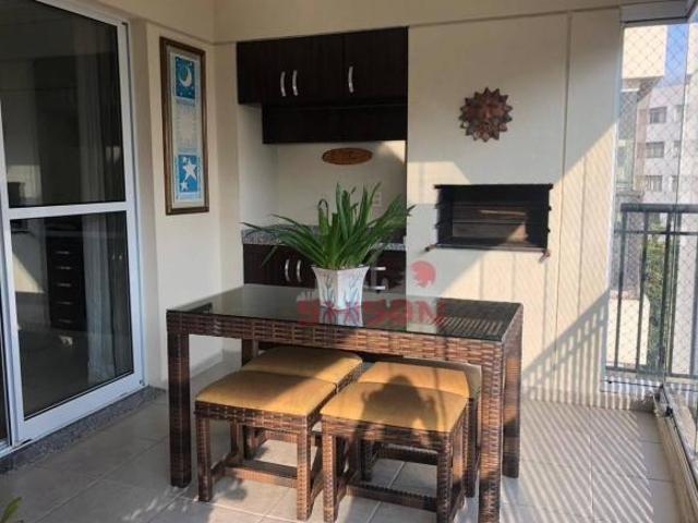 Apartamento a venda na Aclimação 176m², 4 dorms, 3 vagas