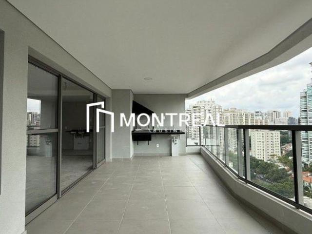 Apartamento à venda na Aclimação