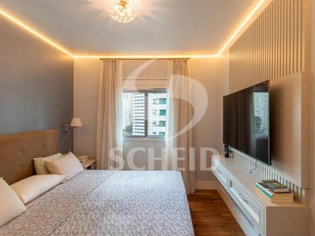 Apartamento a venda na Aclimação, 210m², 4 Quartos, 3 Suítes, 4 Vagas
