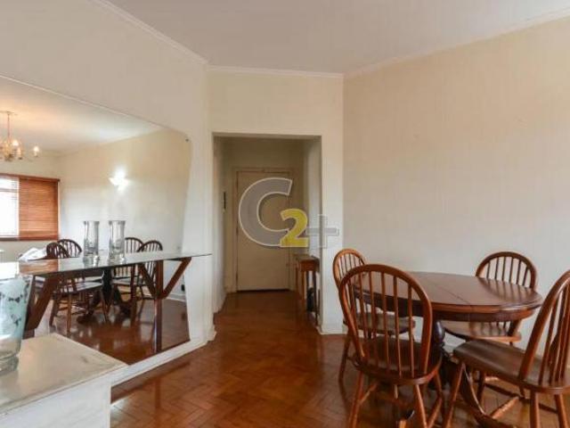 Apartamento á venda na Aclimação 2 quartos, 1 suíte, sem vaga