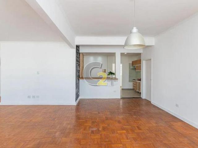 Apartamento á venda na Aclimação, 3 quartos, sem vaga