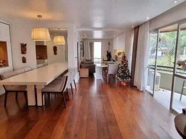 Apartamento à Venda na Aclimação 4 Dormitórios, 3 Suítes, Piscina e 3 Vagas!