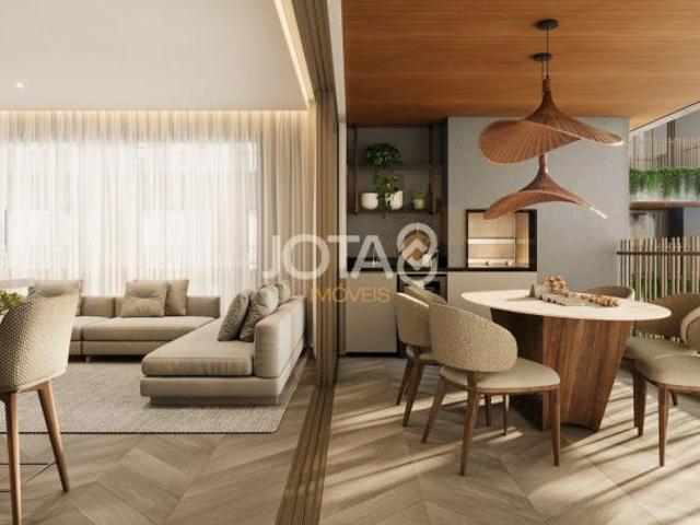 Apartamento à venda na Água Verde