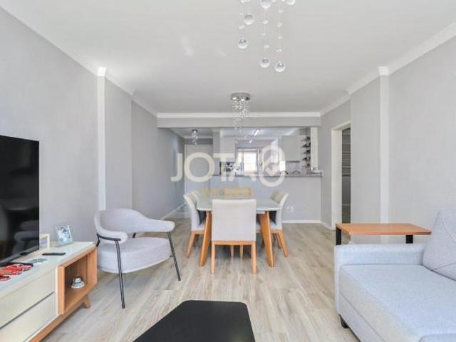 Apartamento à venda na Água Verde
