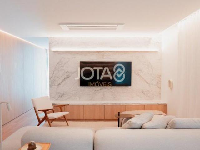 Apartamento à venda na Água Verde