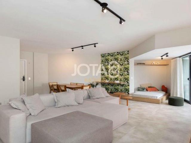 Apartamento à venda na Água Verde
