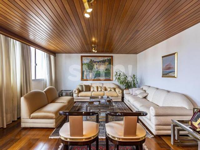 Apartamento à venda na Água Verde