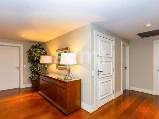 Apartamento à venda na Água Verde