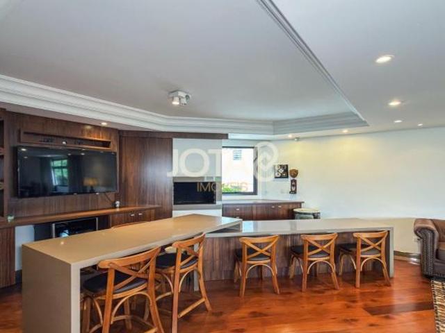 Apartamento à venda na Água Verde