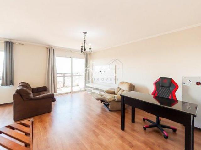 Apartamento à venda na Água Verde