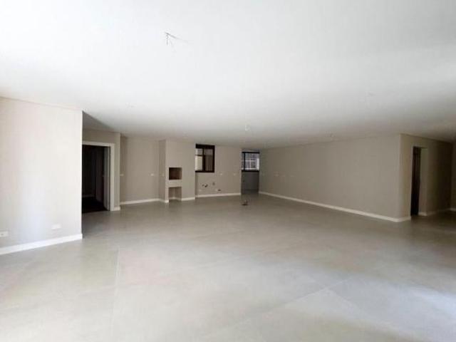 Apartamento à venda na Água Verde