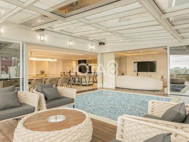 Apartamento à venda na Água Verde