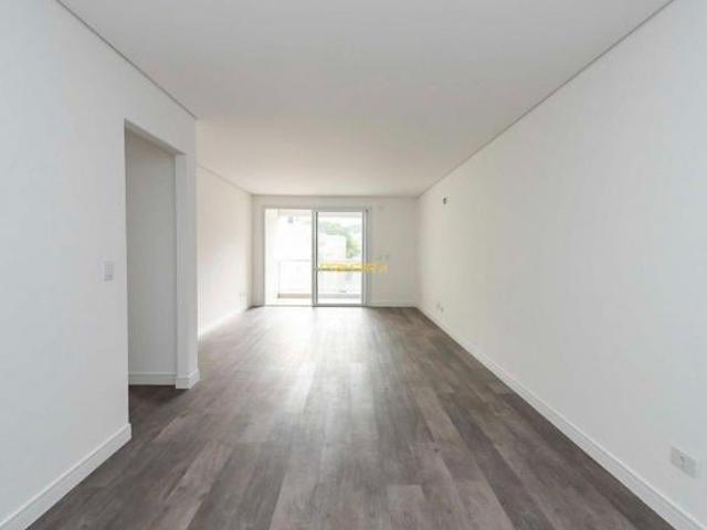 Apartamento à venda na Água Verde