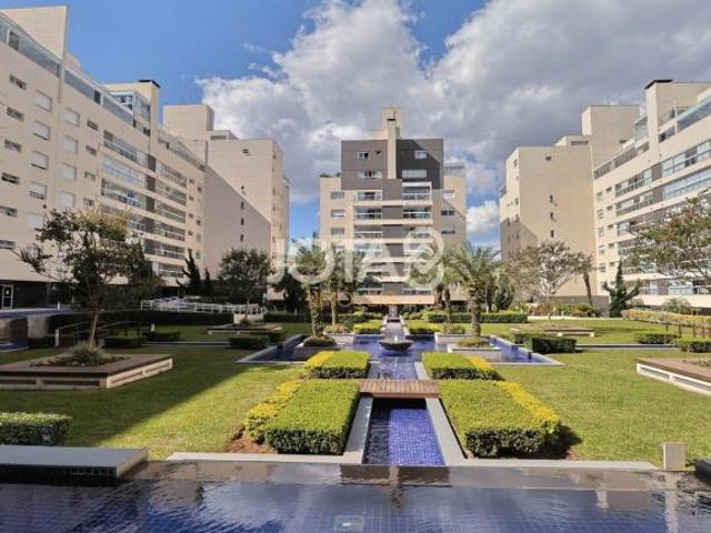 Apartamento à venda na Água Verde