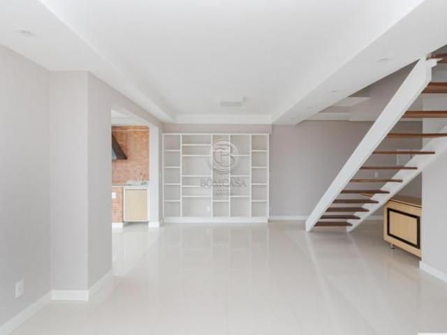 Apartamento à venda na Água Verde
