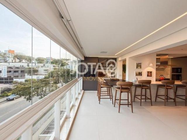 Apartamento à venda na Água Verde