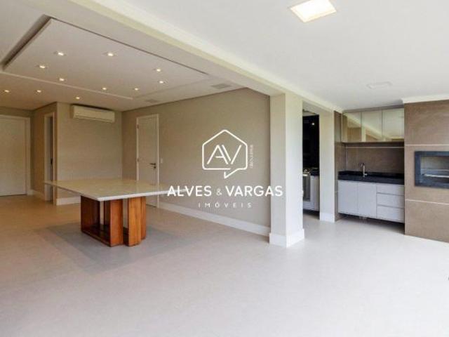 Apartamento à venda na Água Verde