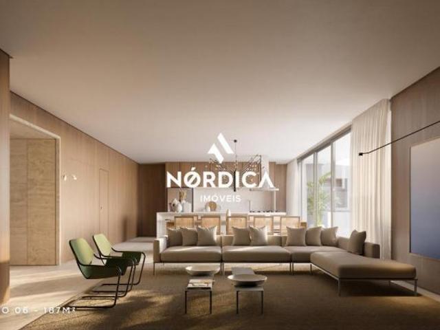 Apartamento à venda na Água Verde