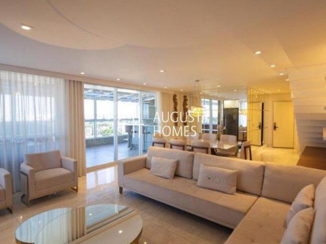 Apartamento à venda na Água Verde