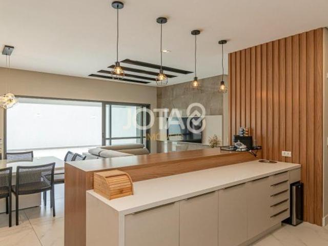 Apartamento à venda na Água Verde