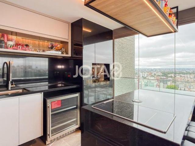 Apartamento à venda na Água Verde