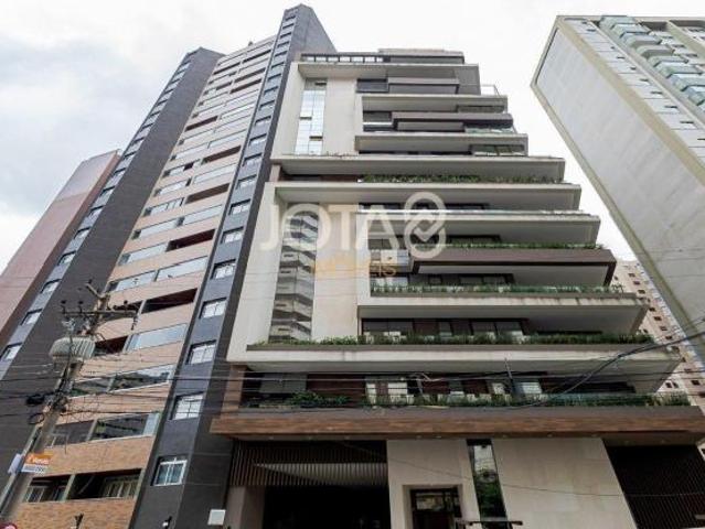 Apartamento à venda na Água Verde
