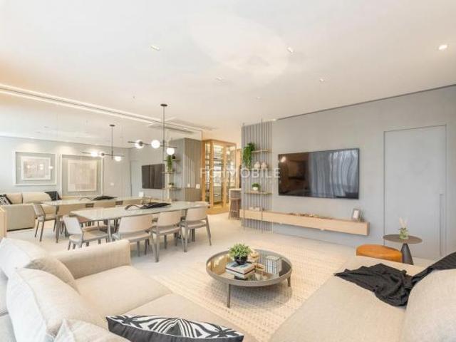 Apartamento à venda na Água Verde