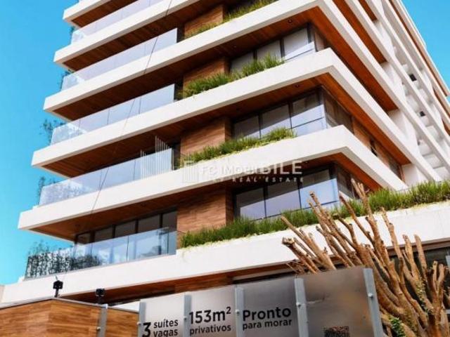 Apartamento à venda na Água Verde