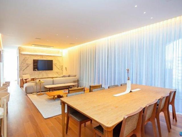 Apartamento à venda na Água Verde