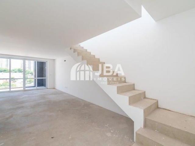 Apartamento à venda na Água Verde