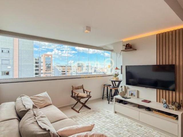 COBERTURA DUPLEX NO ÁGUA VERDE COM TERRAÇO PRIVATIVO E ÁREA GOURMET