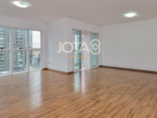 Apartamento à venda na Água Verde