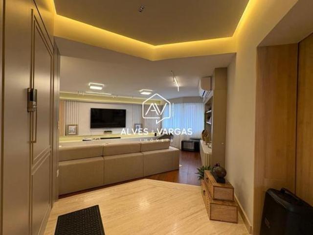 Apartamento à venda na Água Verde