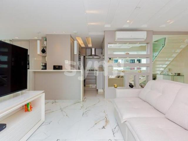 Apartamento à venda na Água Verde